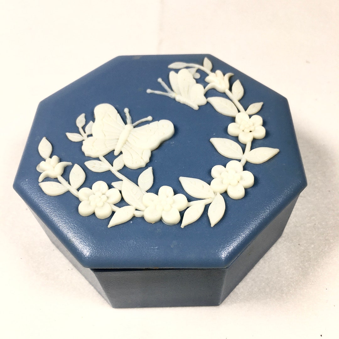 Blue and White Trinket Box With Butterflies and Flowers Lidded Plastic ...