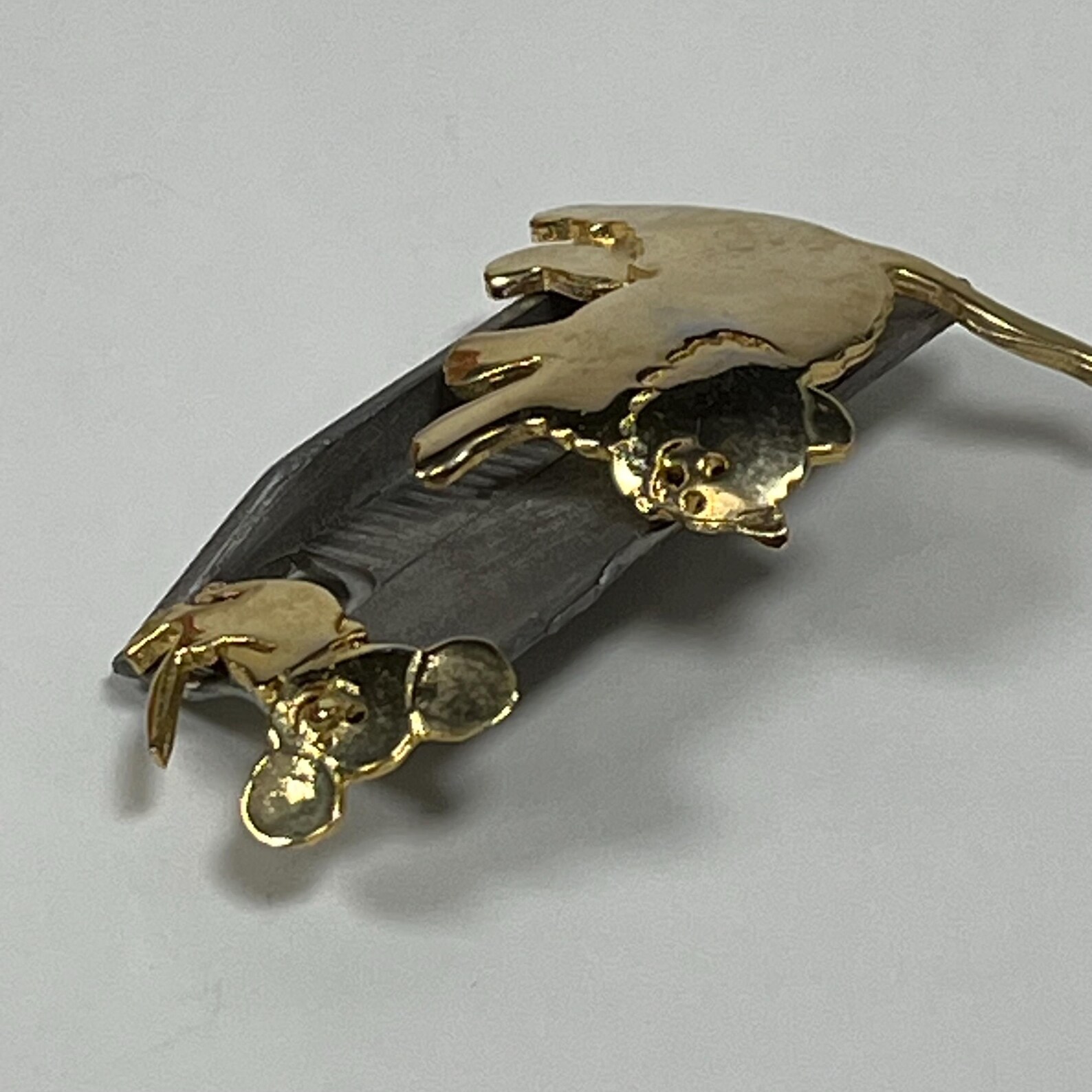 Vintage Ultra Craft Signed Pin Brooch Cat and Mouse Silver & Gold Tone ...