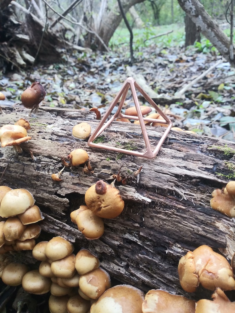 Copper Pyramid 51.83 Apex Angle - Etsy
