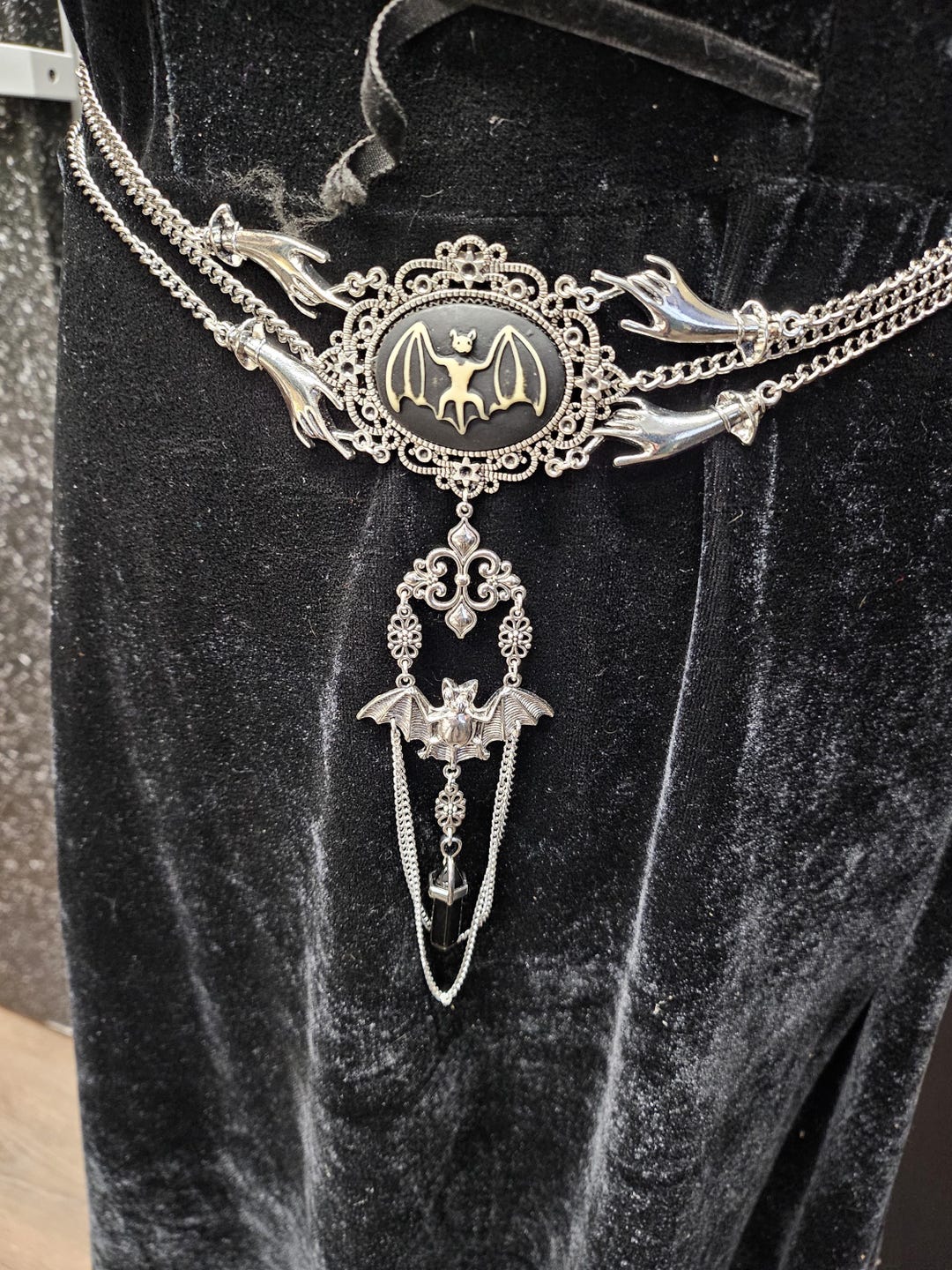 Vampire Bat and Hanging Bat With Chains and Gemstone Point Belt Gothic ...