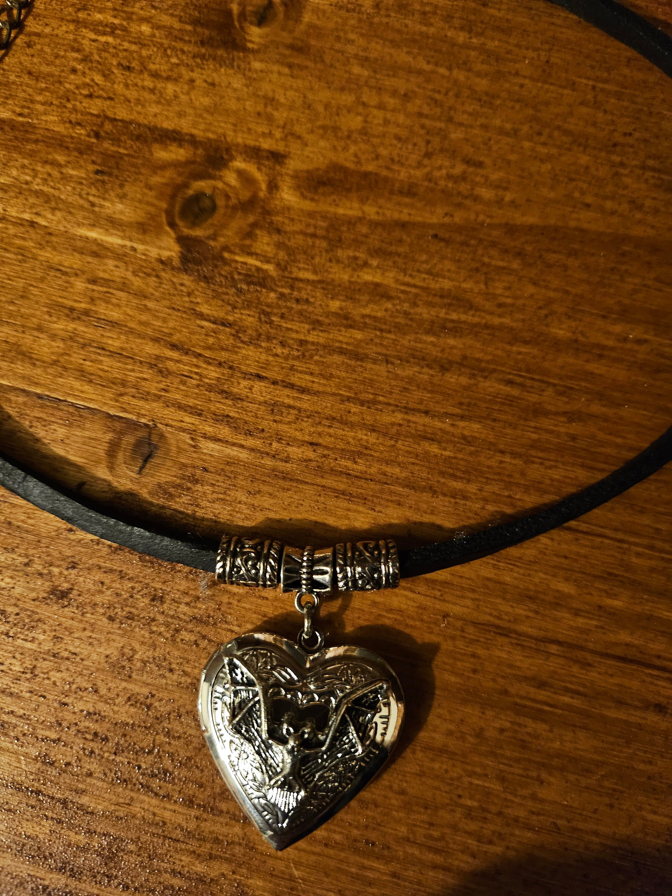 Vampire Bat on Stainless Steel Heart Locket Choker Gothic Dark ...