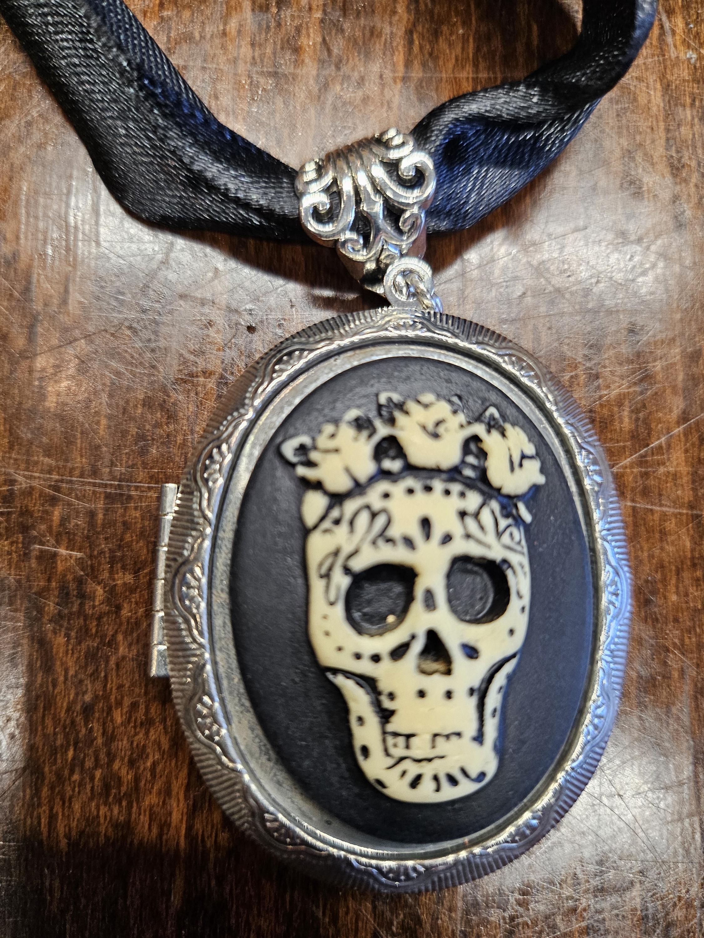 Steampunk Gothic Large Locket on Ribbon Choker Necklace - Etsy