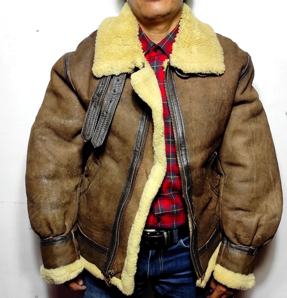 Beautiful Bomber Jacket Type B-3 by Orchard Motorcycle - Etsy Beautiful Bomber Jacket Type B-3 by Orchard Motorcycle - Etsy