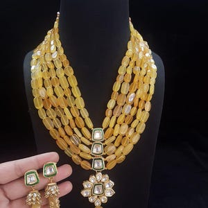 Polki Kundan Necklace: Indian Bridal Jewelry With Semiprecious Stones ...