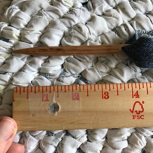 Wooden Rag Rug Needle - Amish Knot Needle - Toothbrush Style Rug Tool ...