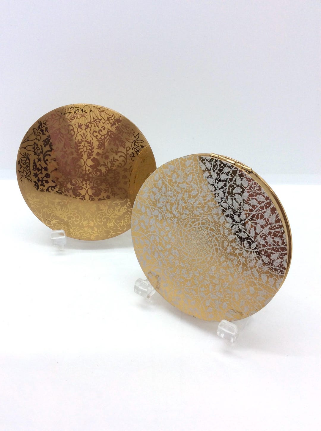 Vintage Gold Tone Powder Compacts One Vogue Vanites - Etsy