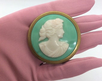 Cameo Compact | Etsy