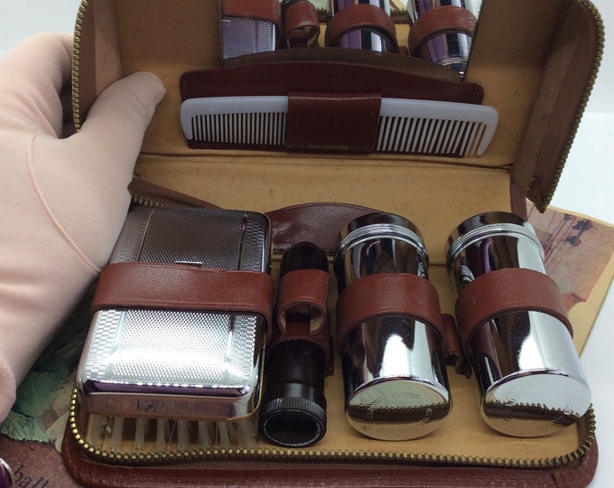 Vintage Gentleman’s Travel Case With Accessories in Leather Case - Etsy