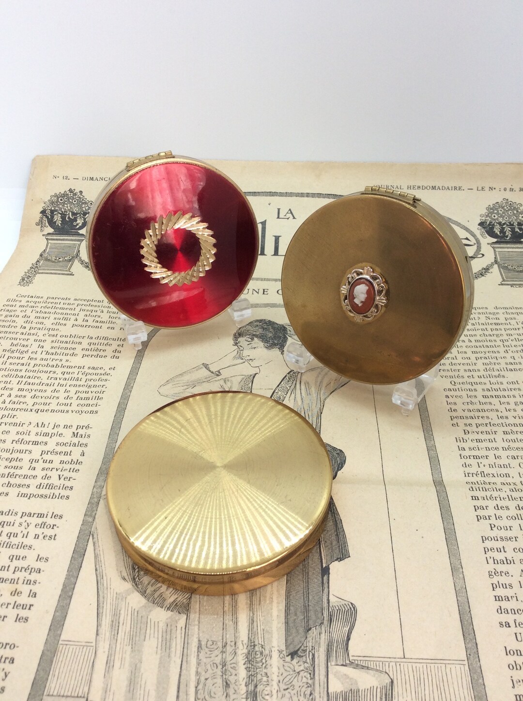 3 Vintage Powder Compacts - Etsy