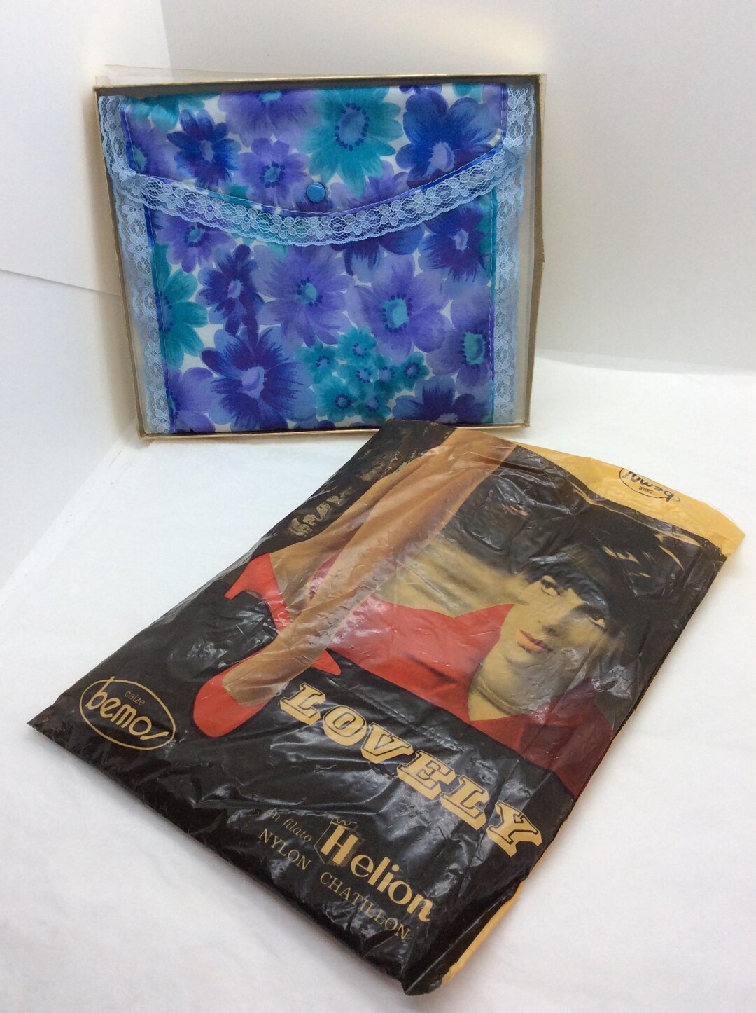Vintage Lovely Stockings and Stocking Travel Holder Case - Etsy