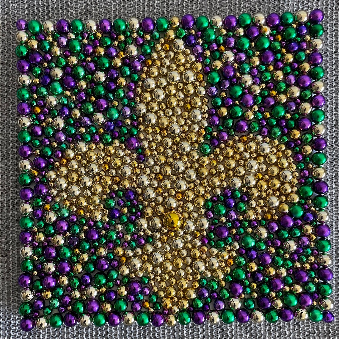 New Orleans Gold Fleur De Lis Mardi Gras Beads - Etsy