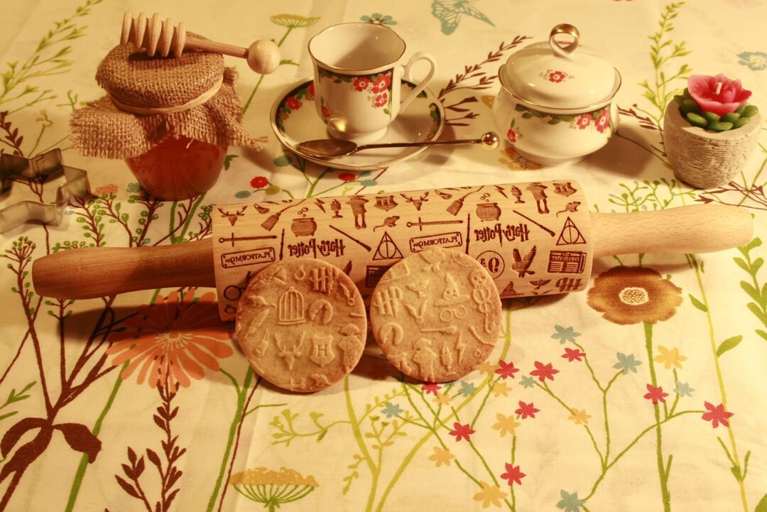 Wizzard Embossing Pattern. Wizzard Rolling Pin. Engraved - Etsy