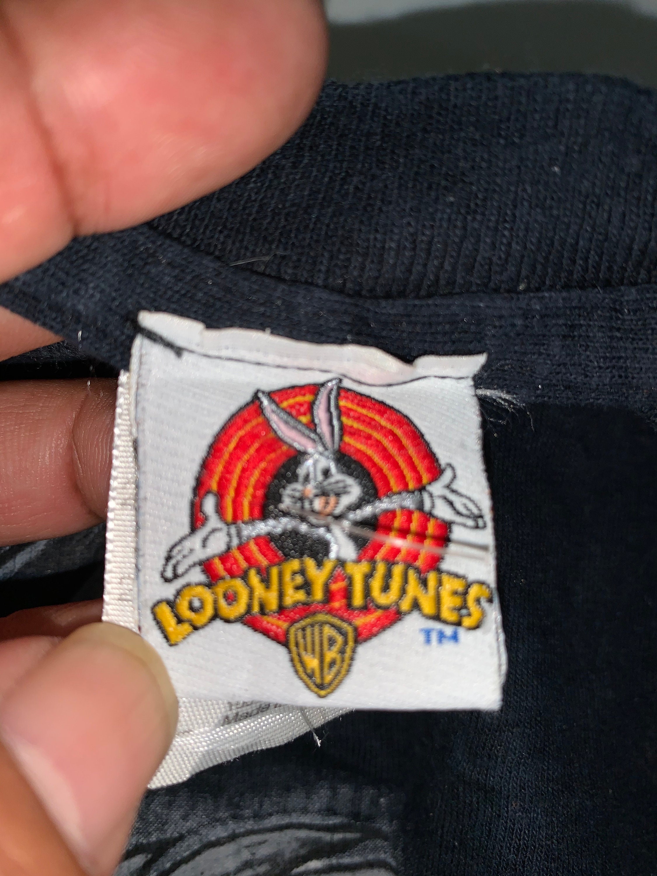 Looney Tunes Road Runner Wile E Coyote Bonafide Hustla Cartoon T-shirt ...