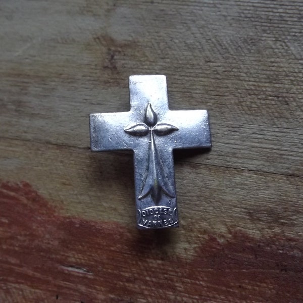 French Vintage Cross - Etsy