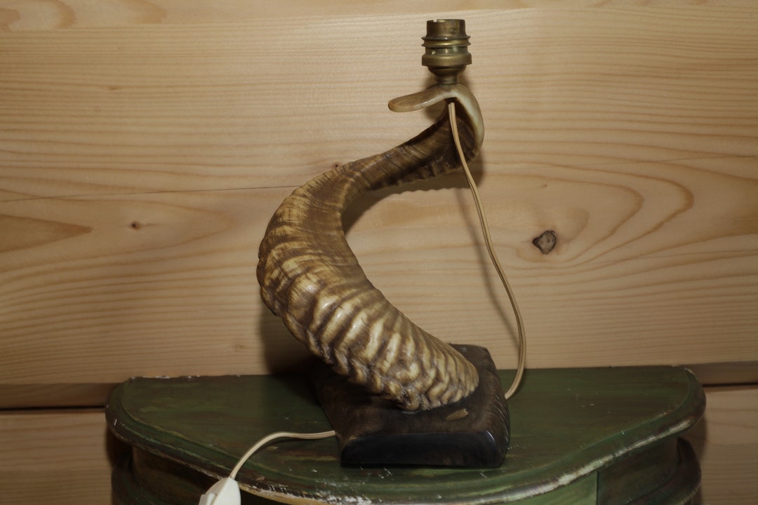 Vintage French Horn Lamp - Ram Horn Lamp - Table Lamp - Desk Lamp ...