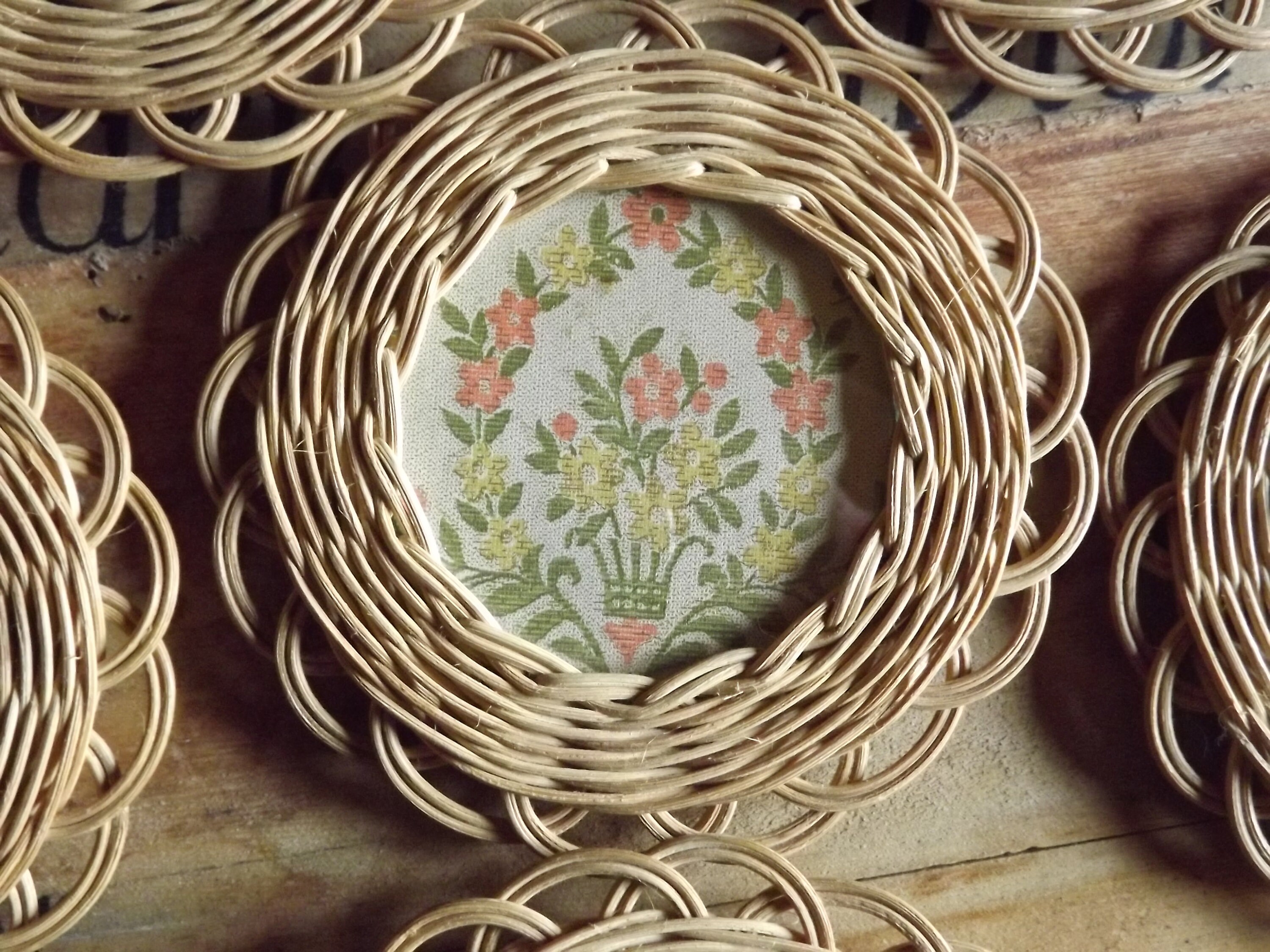 Vintage Wicker Botanical Themed Coasters set of 6 Taiwan Kitchen ...