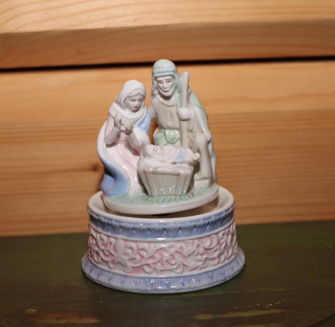 Vintage Porcelain Nativity Scene Music Box - Ceramic Christmas Turning ...