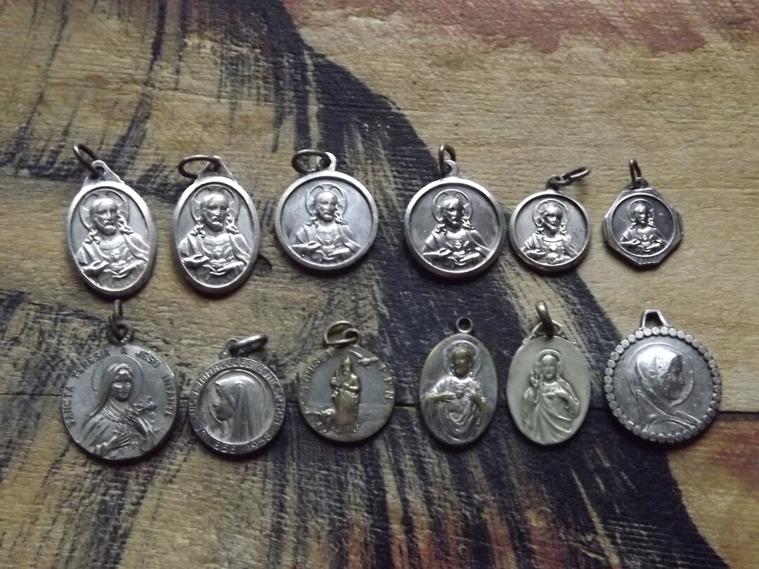 Vintage Set of 12 Christian Medals - Jesus Pendants - St Therese ...