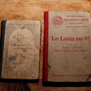Antique Set of 2 Latin Books - Lhomond De Viris Illustribus Urbis Romae ...
