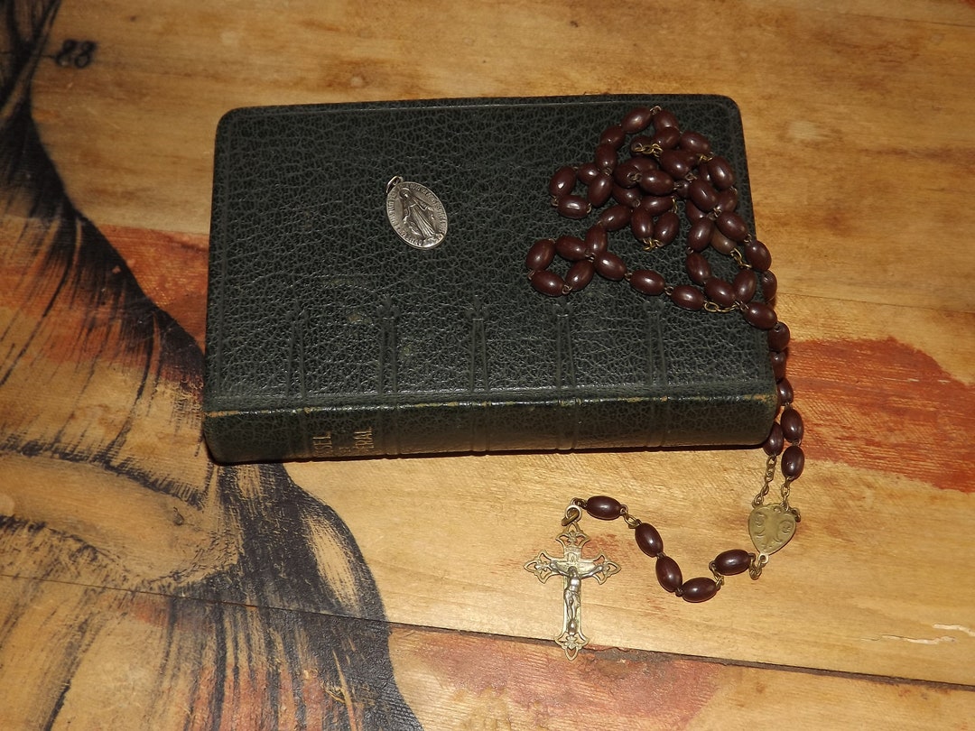 Vintage French Christian Set Missel Et Vesperal 1940s French Latin ...