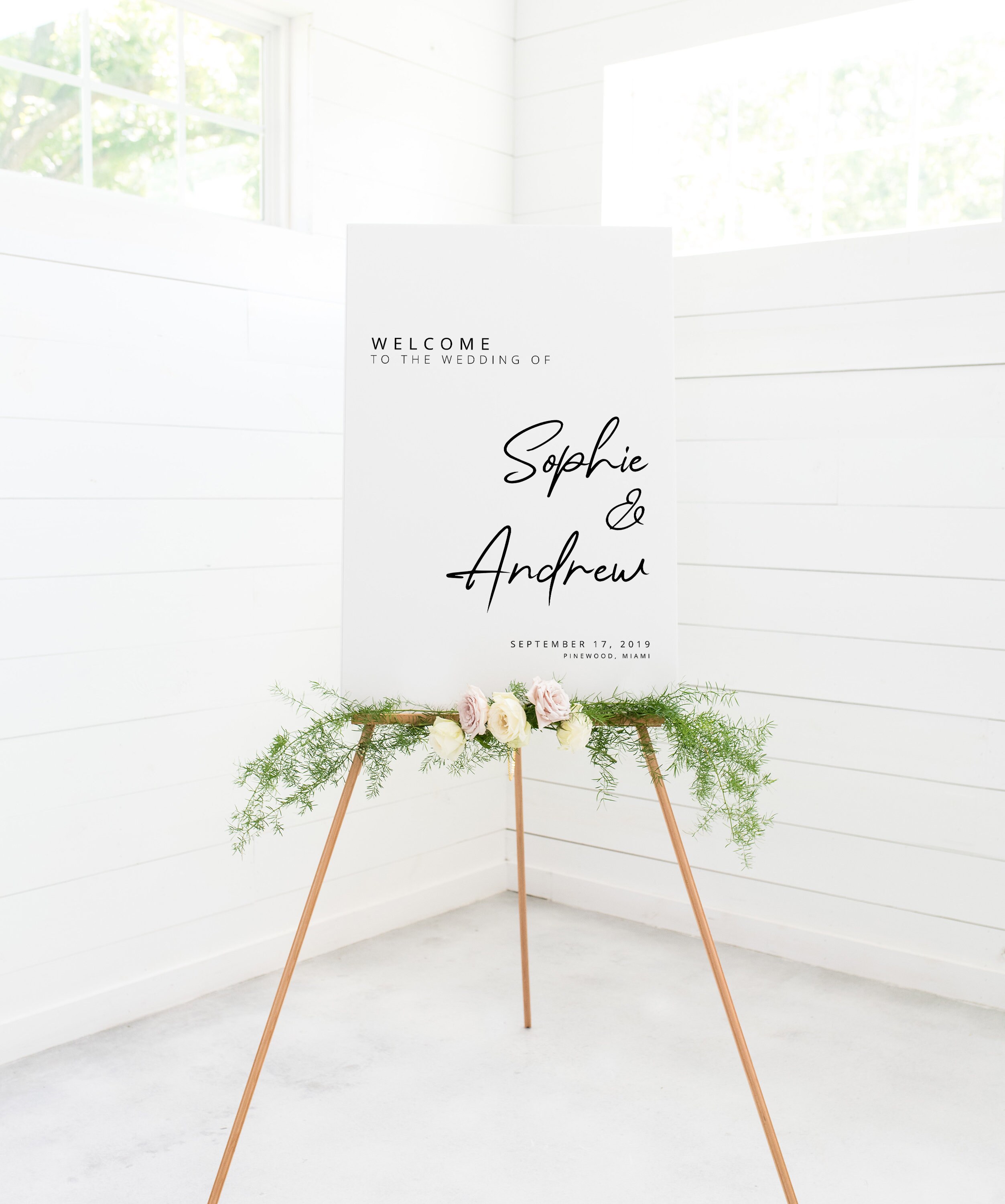 Welcome sign wedding Minimalist welcome sign vertical | Etsy
