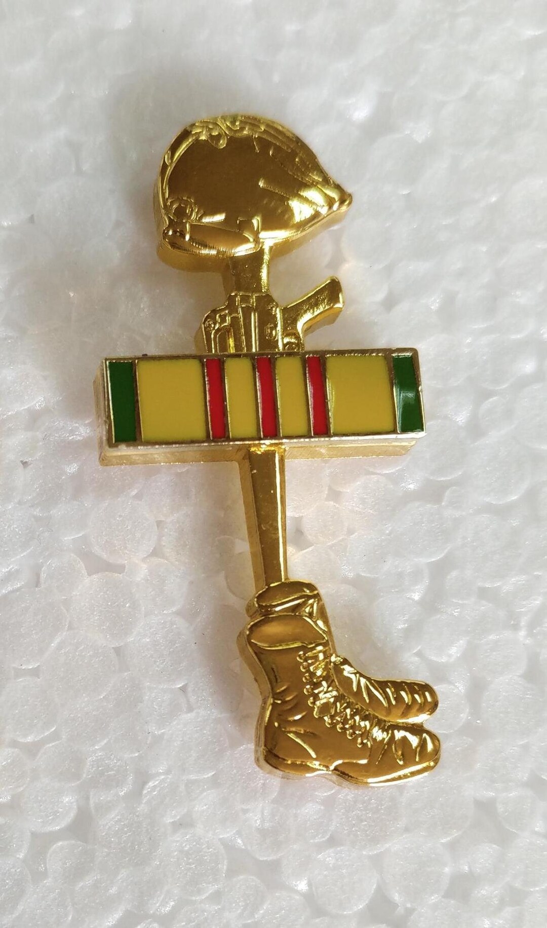 Vietnam Service Ribbon Battlefield Cross Pin Army Marines Navy Air ...