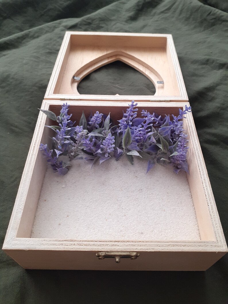 Wooden Box With Sand, Lavender, and Heart Shaped Window - Etsy