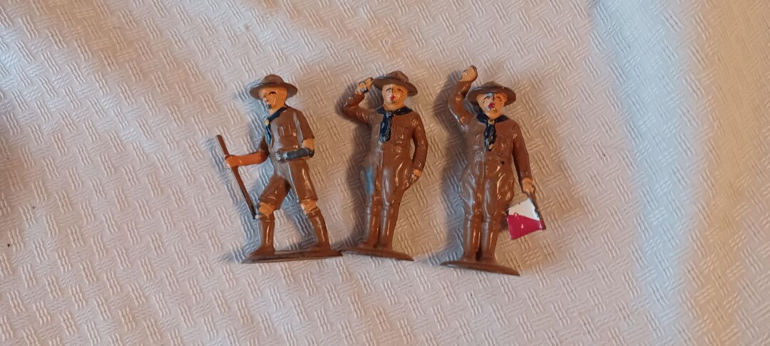 Vintage Scout Figures -barclay Cast Metal Figures- Boy Scout Figures ...