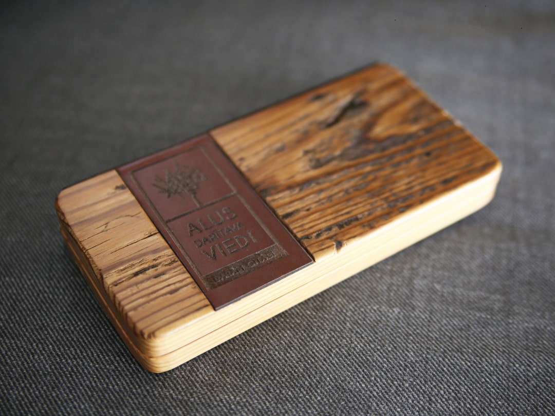 Handcrafted Reclaimed Pine Wood Check Presenter With Leather - Etsy