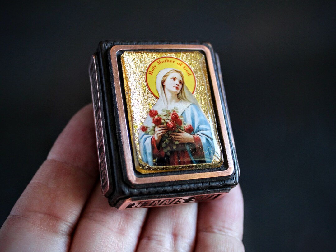 Virgin Mary Pocket Icon: Catholic Religious Gift (3,8 Cm X 4,8 Cm) - Etsy