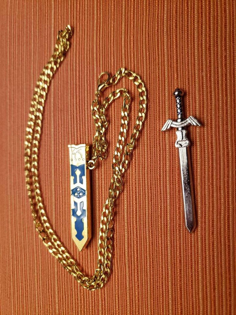 Zelda Master Sword Necklace or Keychain With Removable Sword - Etsy