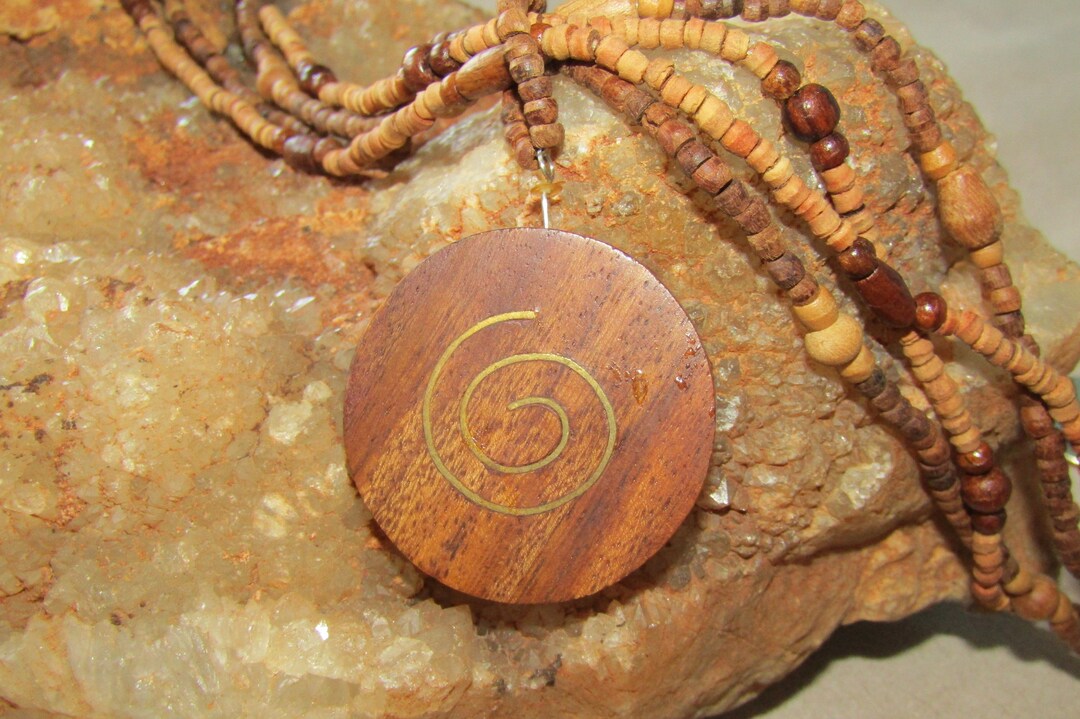 Vintage Wood Bead and Brass Inlay Necklace - Etsy