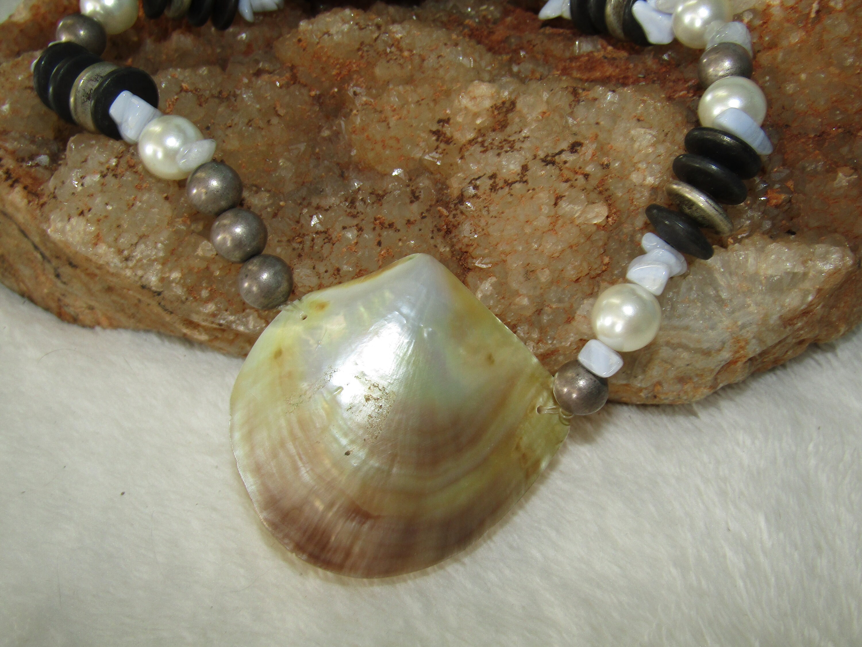 Hand Crafted Shell and Stone Necklace - Etsy Norway