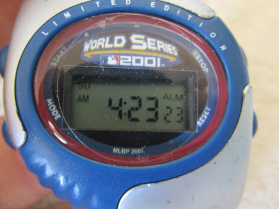 2001 Gillette Mach II World Series digital watch - Gem