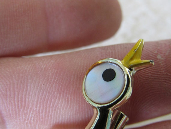 Vintage duck pin with mother of pearl inlay - Gem