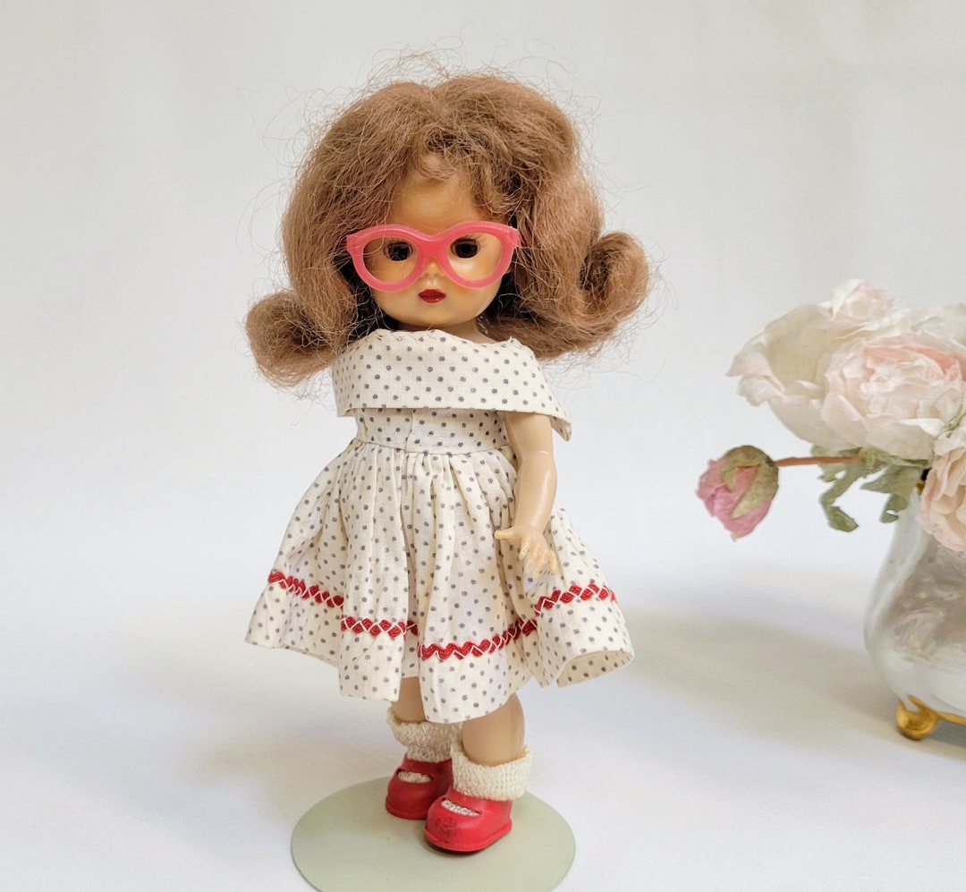Muffie Walker by Nancy Ann Storybook Doll ~ Head Moves Back & Forth as ...