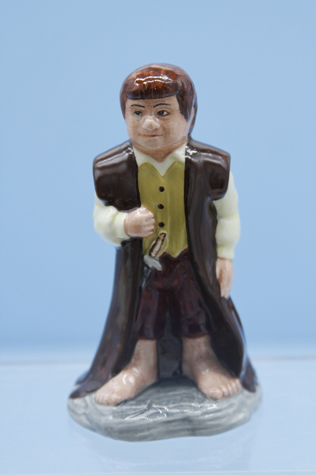 Royal Doulton Bilbo HN2914 Figurine Lord of the Rings Middle Earth 1979 ...