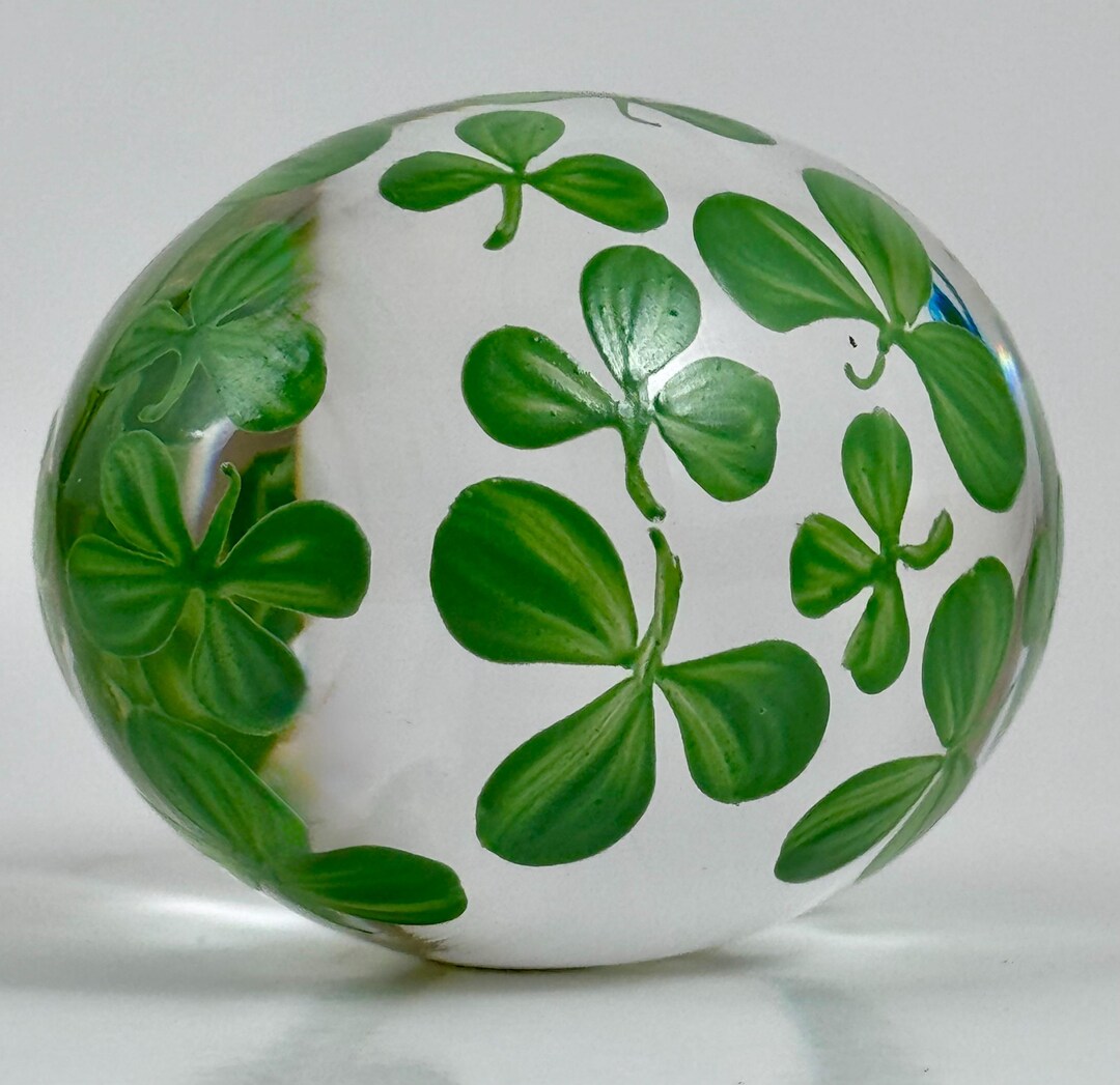 Ekenas Shamrock Lead Crystal Egg Paperweight Made in Sweden - Etsy