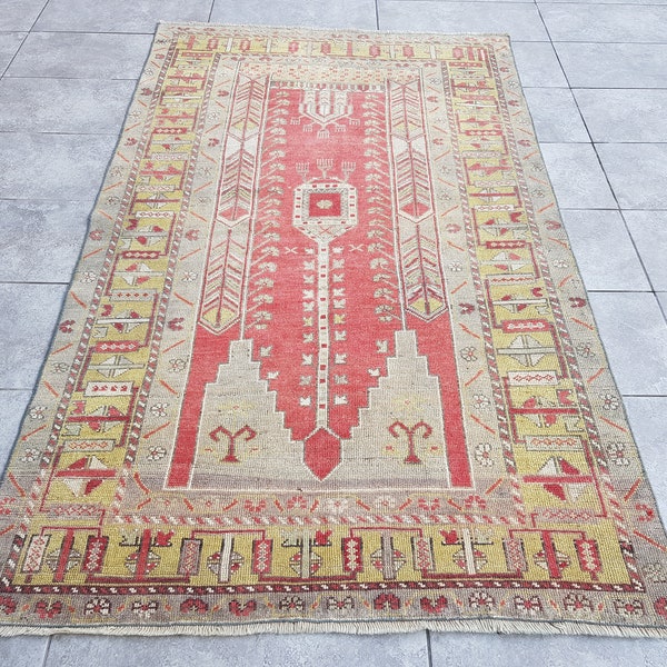 Nomadic Vintage - Etsy