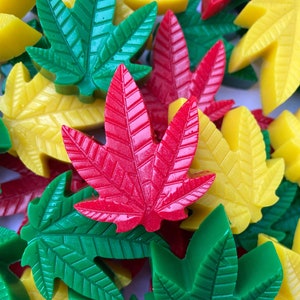 30pcs Hemp Leaf Shape Soaps, Hippie Party Soap Favors, Rasta Color ...