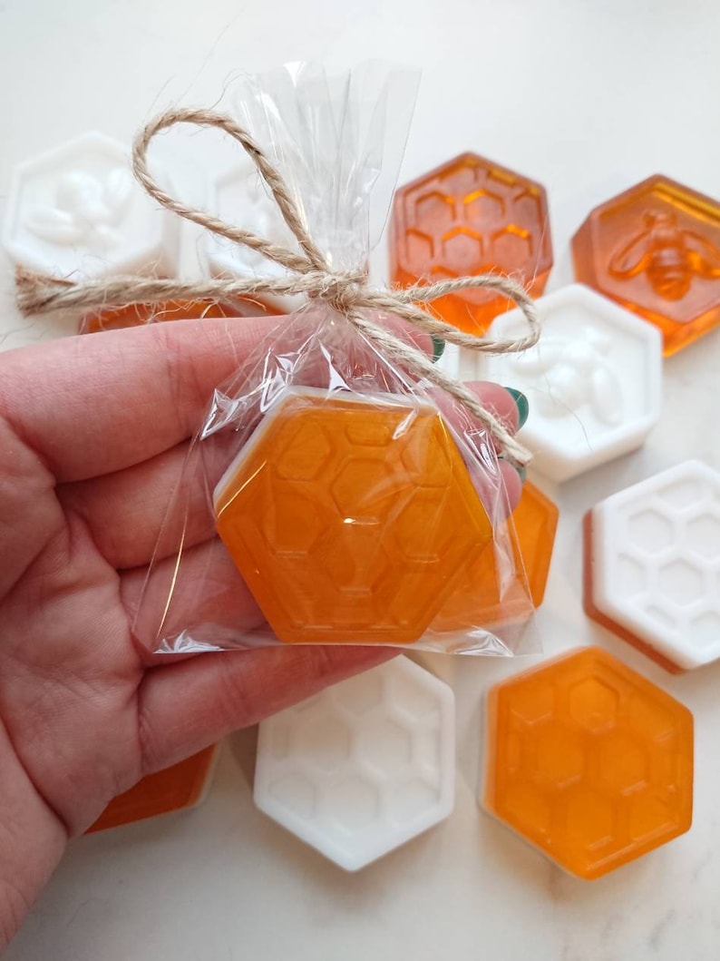 20pcs Pair of Honey Soaps, Bee Combs Soap Favors, Brown Bee Wax Soaps ...