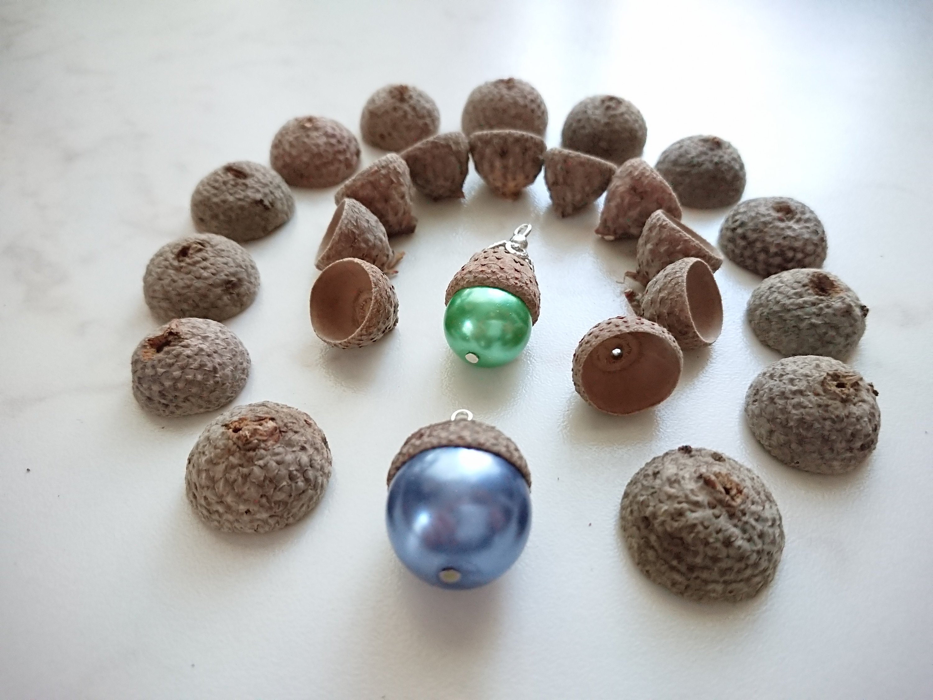 40pcs Mixed Size Acorn Caps With Hole, Real Acorn Hats, Natural Wooden ...