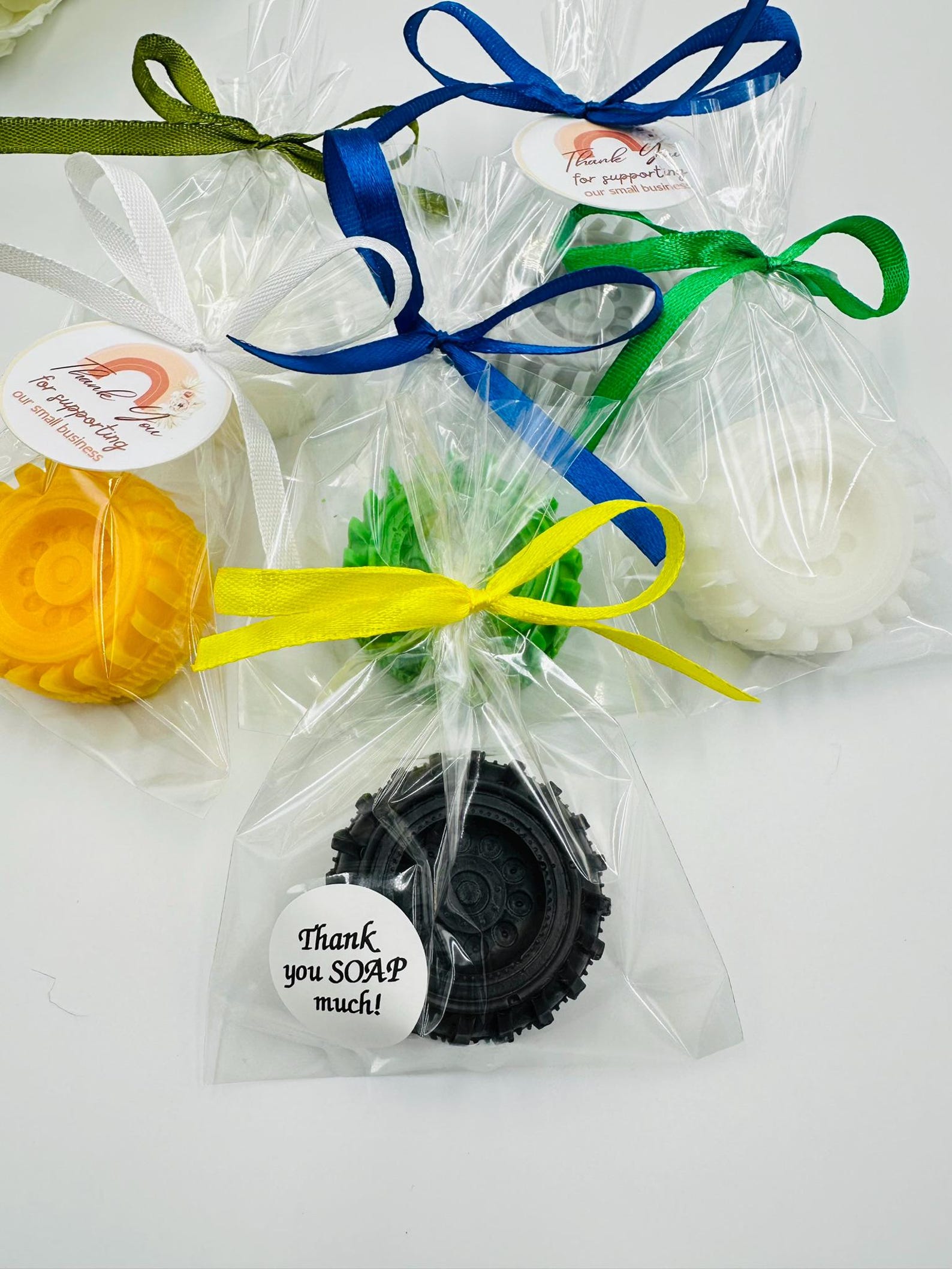 10pcs Wheels Soap Favors for Boy Racing Car Birthday Souvenirs Baby Boy ...