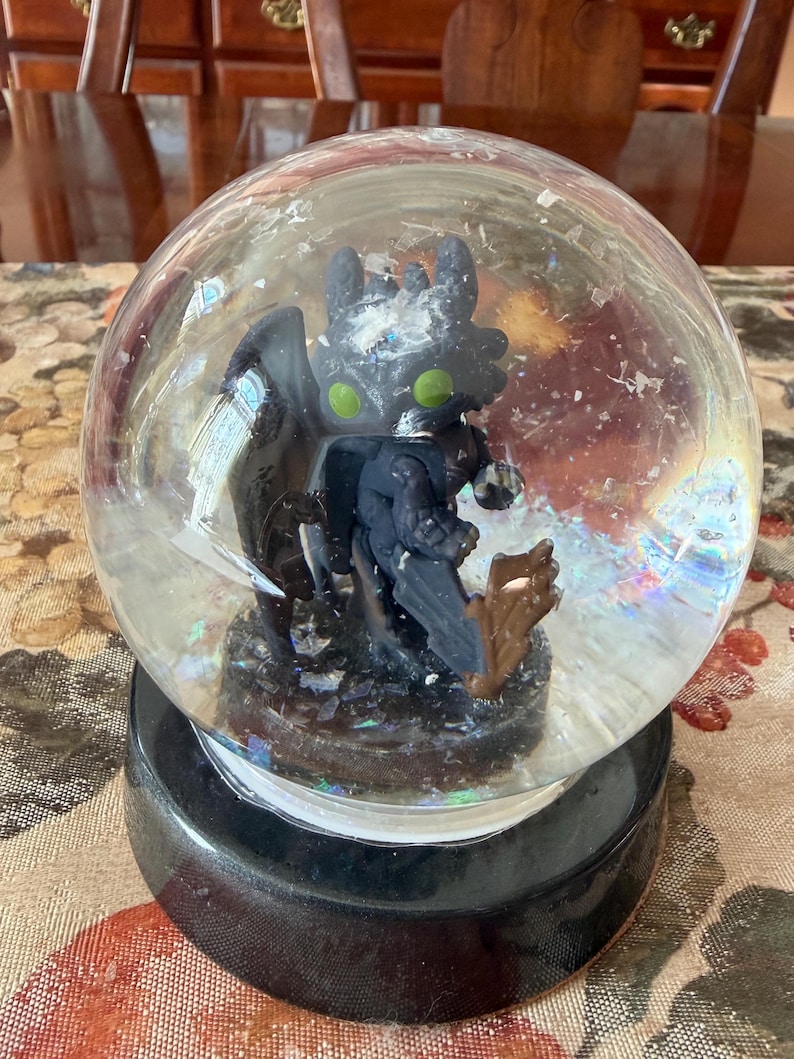 How to Train Your Dragon Toothless HTTYD Snow Globe Holiday Gifts ...