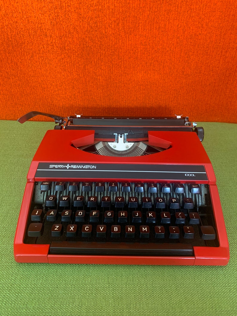 1980s Bright Red Sperry Typewriter From Remmington Type Idol - Etsy