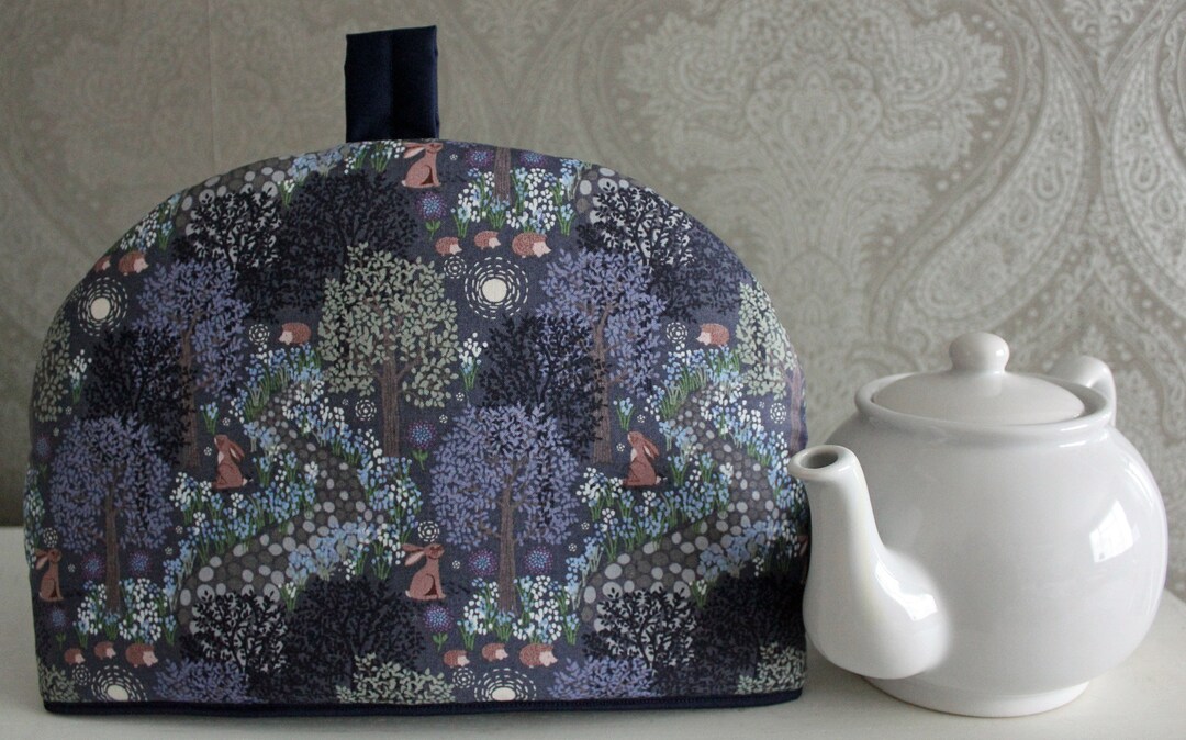 Tea Cosy, Tea Osy for Tea Pot, Insulated Bunny Rabbits and Hedgehogs in ...