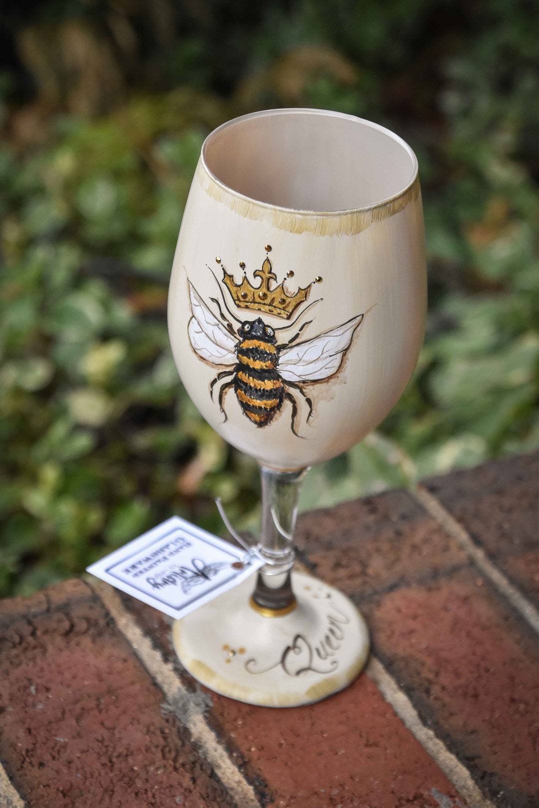 Hand Painted Queen Bee Wine or Champagne Glass - Etsy
