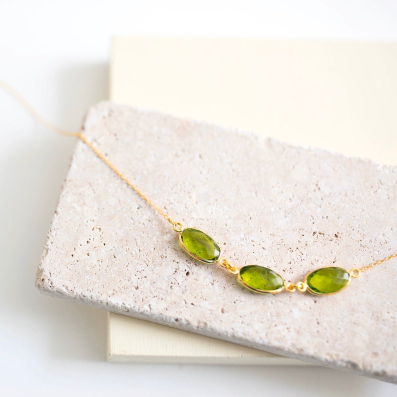 Peridot Quartz Gold Necklace for Women Peridot Minimalist | Etsy