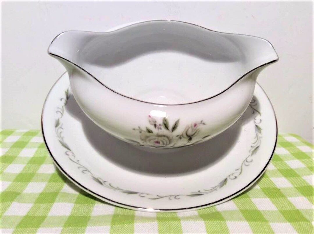 Vintage Diamond China Romance Round Gravy Boat With Underplate Floral ...