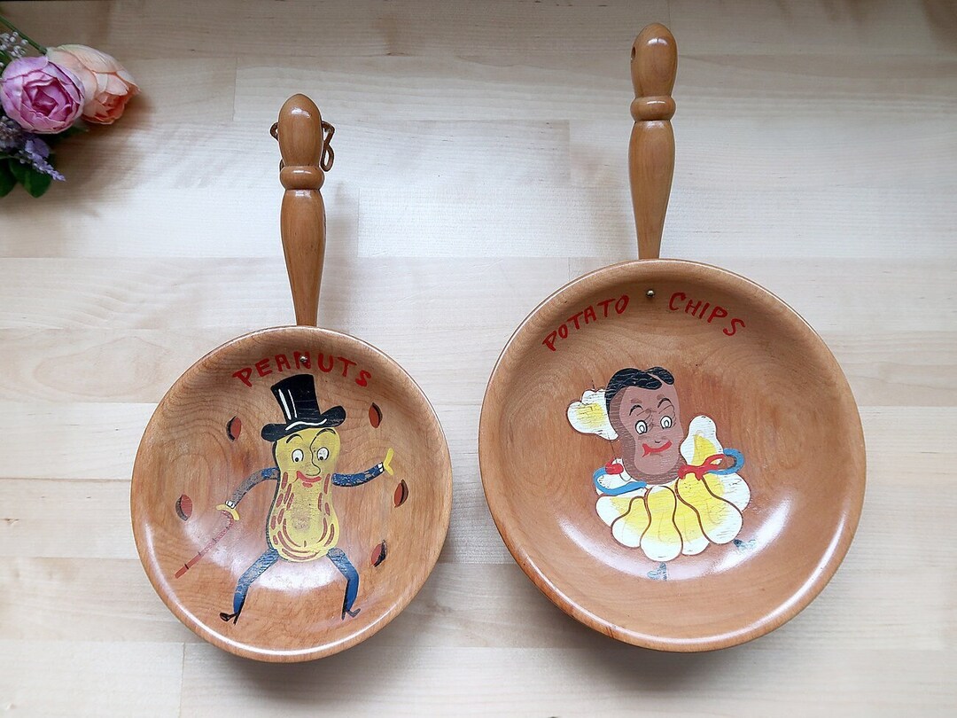 Vintage Wooden Frying Pan Wall Decor, Mid Century Kitchen Bar Decor ...